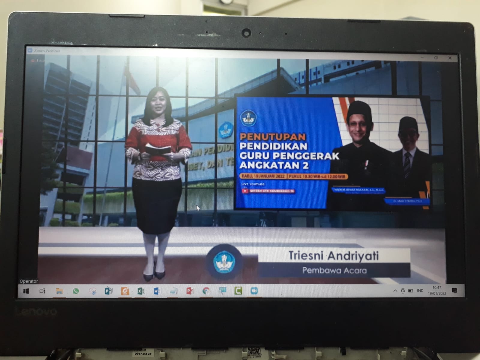 Lulus – hernawati's personal blog